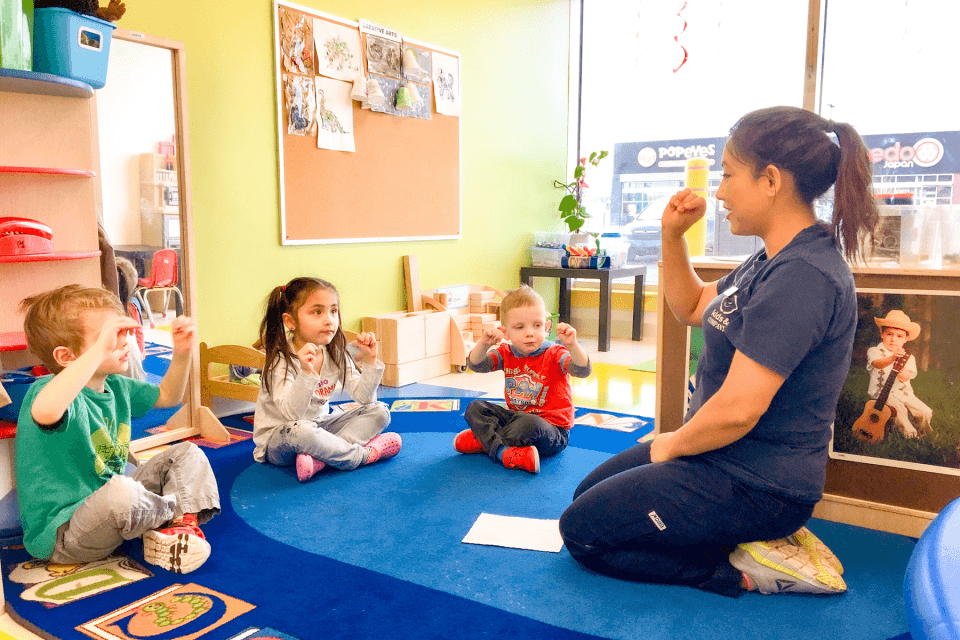 Sign Language - Kids & Company